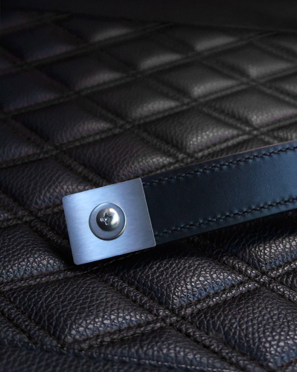 GENUINE LEATHER LR DEFENDER DOOR HANDLES – The Overland Co.